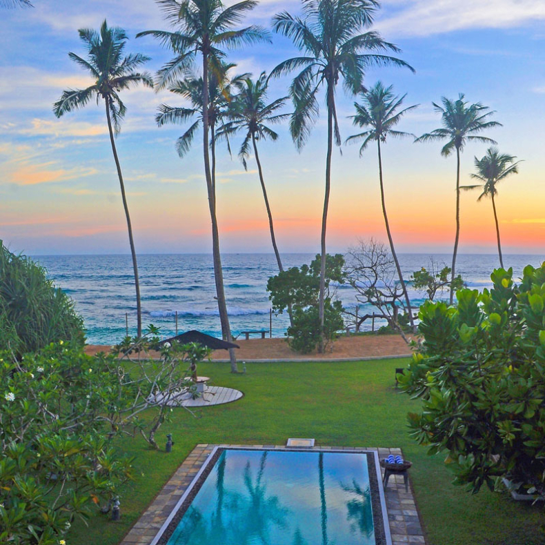 Mirissa Beach Villa: Luxury Beachfront Retreat in Mirissa, Sri Lanka
